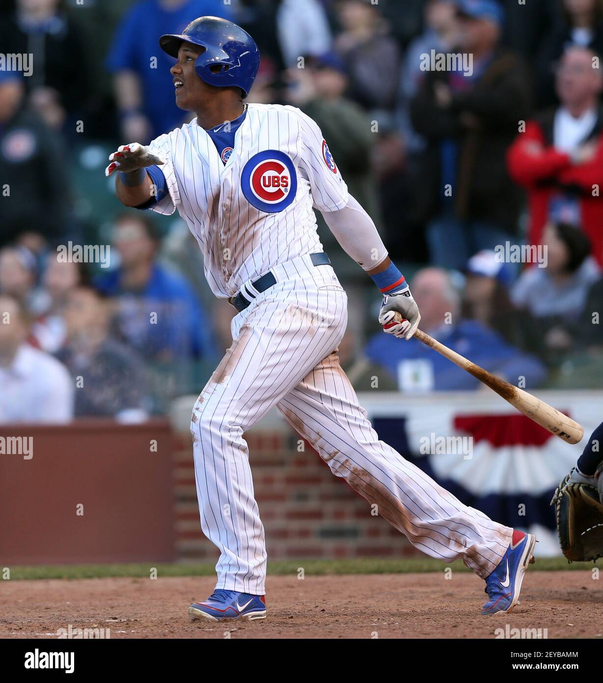 Chicago Cubs' Starlin Castro watches his fly out with the bases loaded ...