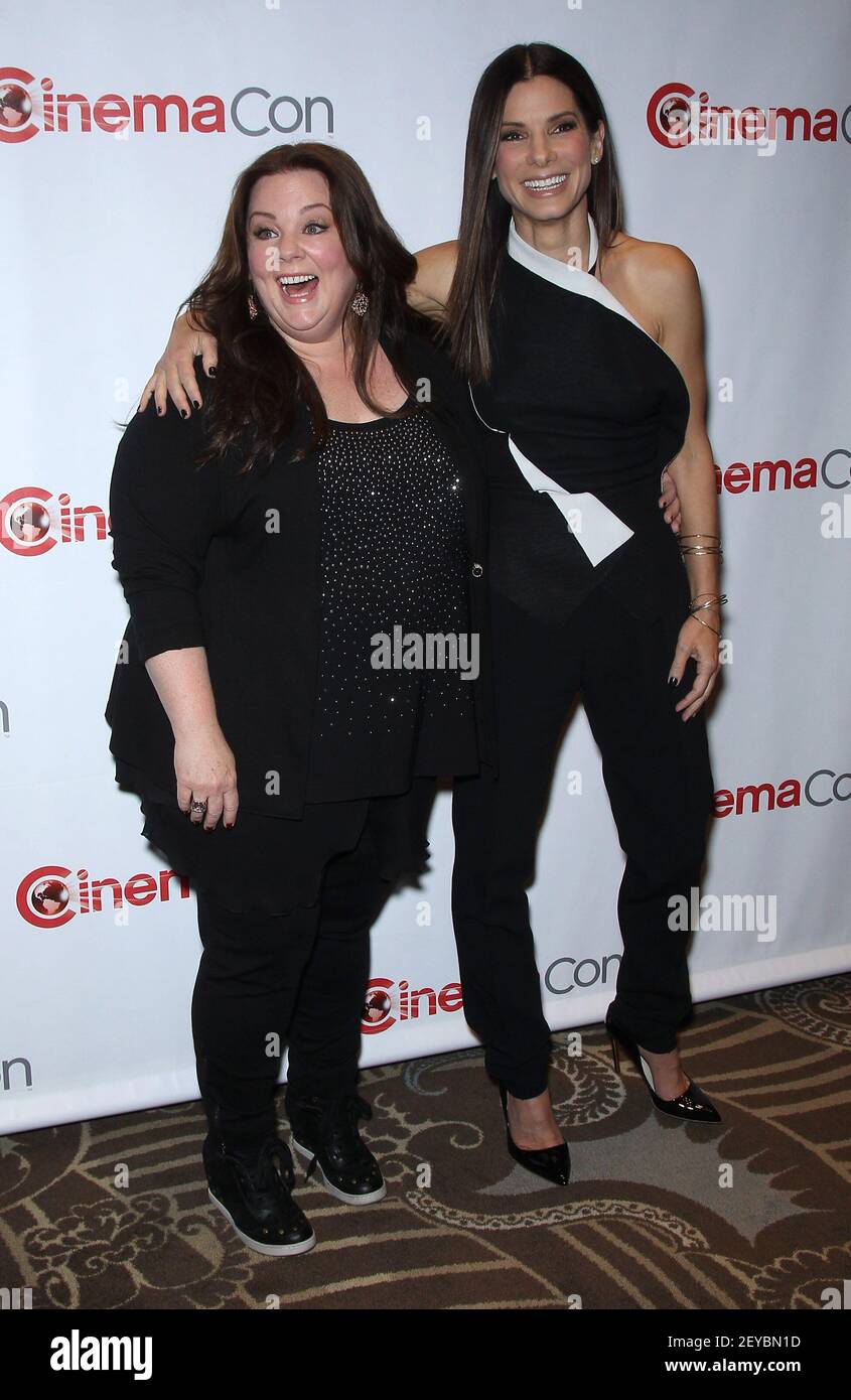 18 April 2013 - Las Vegas, NV - Melissa McCarthy, Sandra Bullock. 20th ...