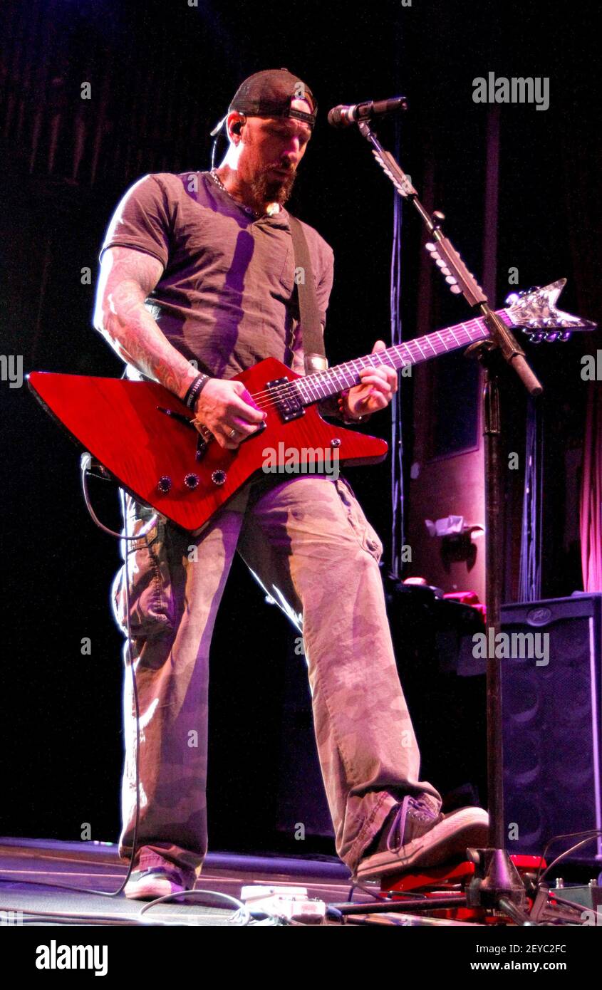 Sevendust hi-res stock photography and images - Alamy