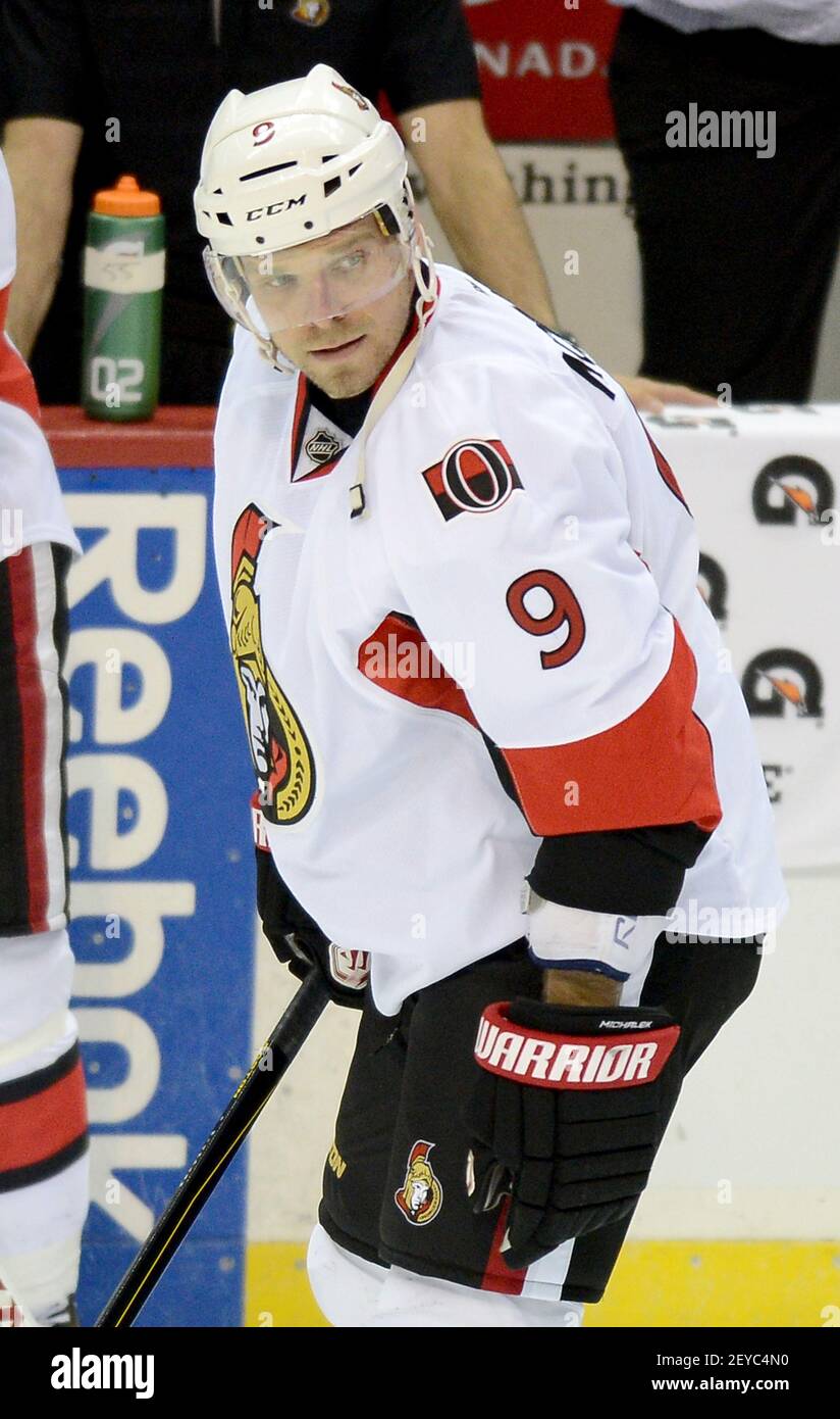 Ottawa Senators left wing Milan Michalek (9) warms up before the game ...