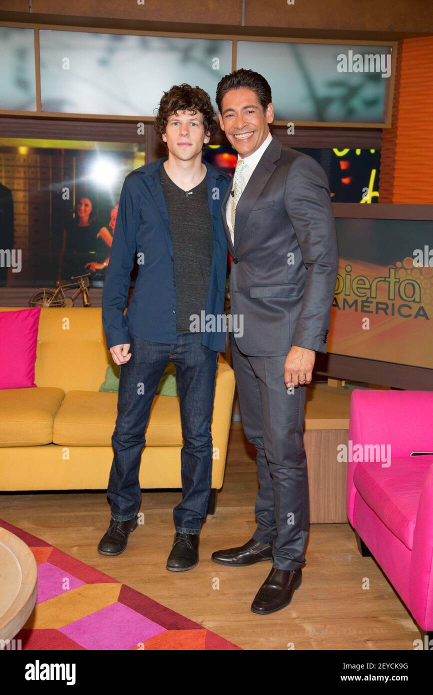MIAMI, FL - MAY 14: Jesse Eisenberg and Johnny Lozada visit Univision's ...