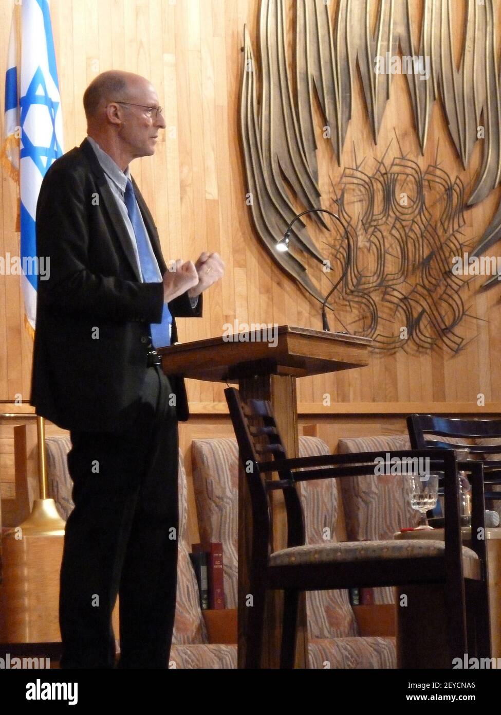 Food author Michael Pollan, shown speaking in St. Louis Park, Minneosta ...