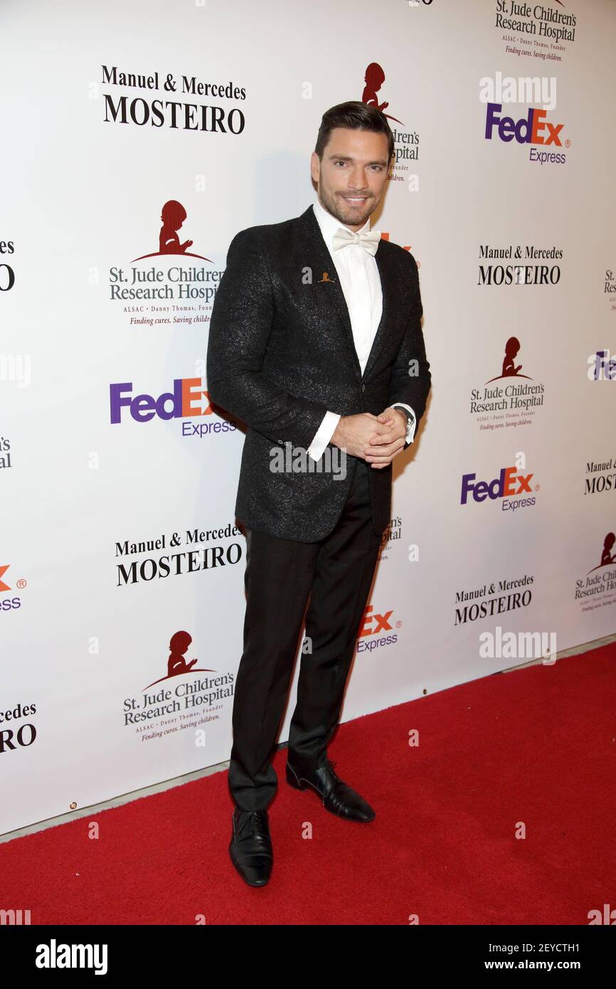 MIAMI, FL - MAY 18: Julian Gil attends the 11th annual FedEx/St. Jude ...