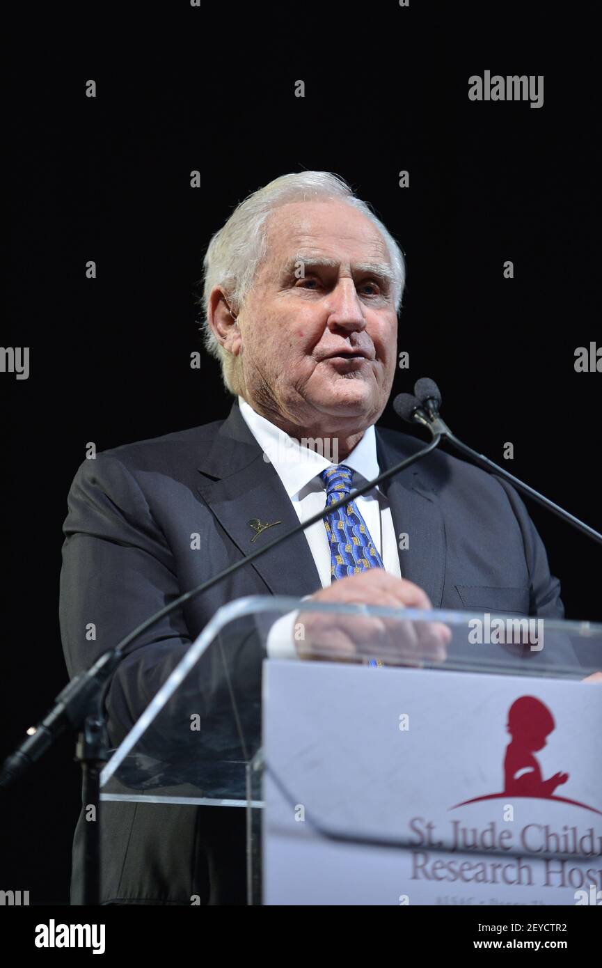 Don Shula attends 11th annual FedEx/St. Jude Angels & Stars Gala in ...
