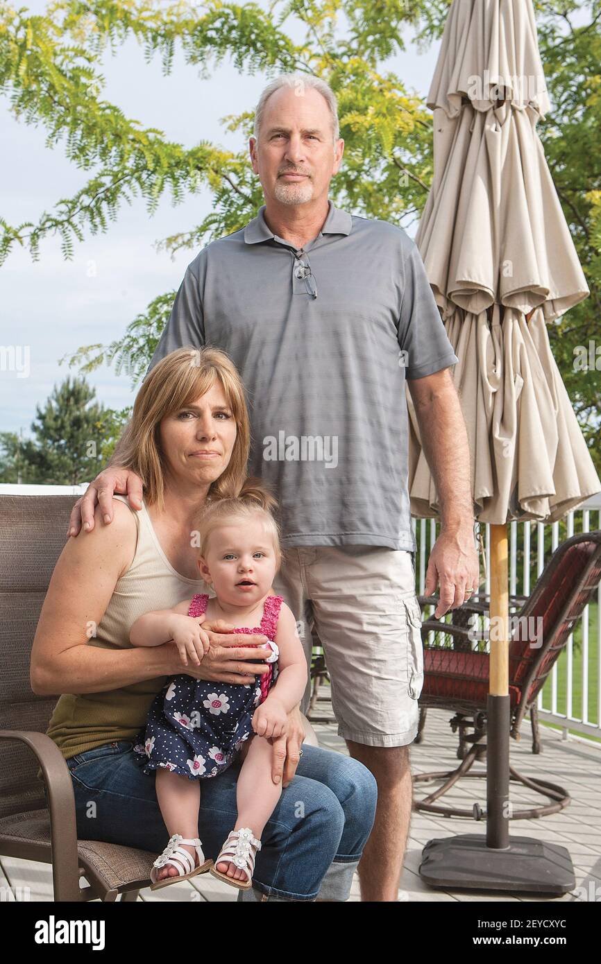 Sandra and Dan Anderson of Pasco, Washington, and their granddaughter ...