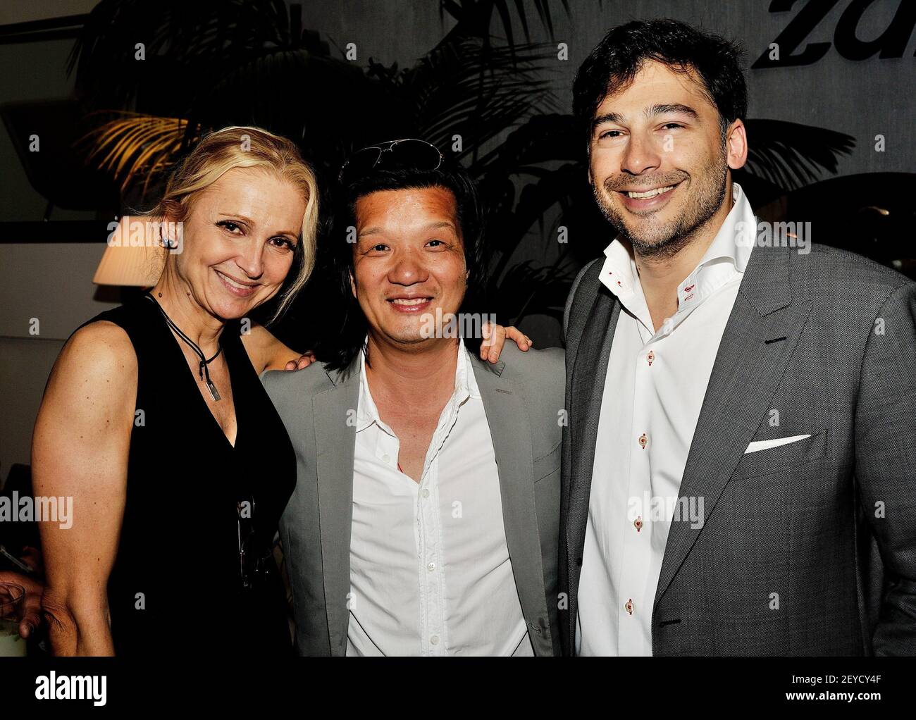 L-R: Teresa Laughlin, West Chin, Bobby Hakakian at the ddc DESIGNPOST ...