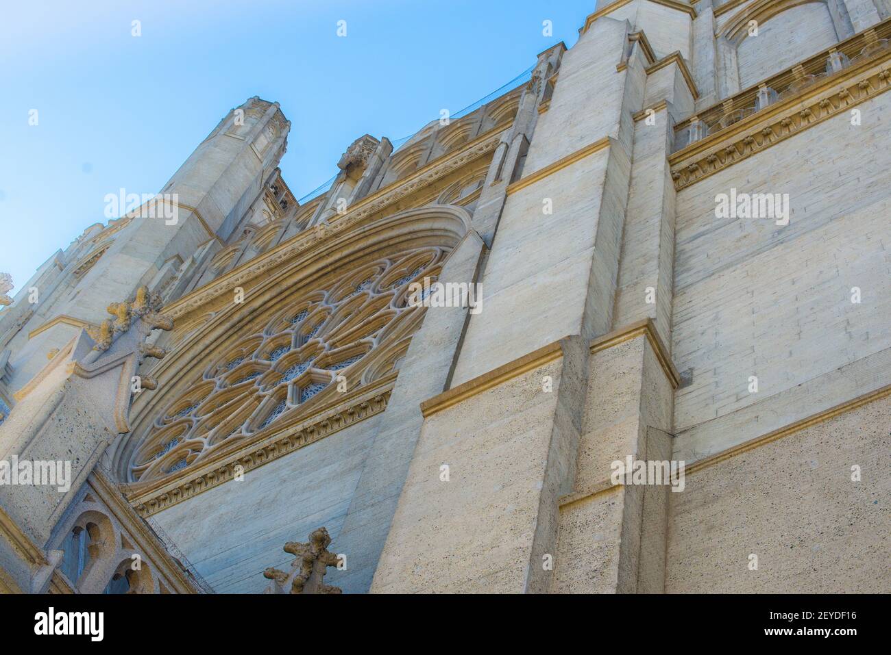 SAN FRANCISCO, CALIFORNIA - 2015, JUNE 24: Grace Cathedral in San ...