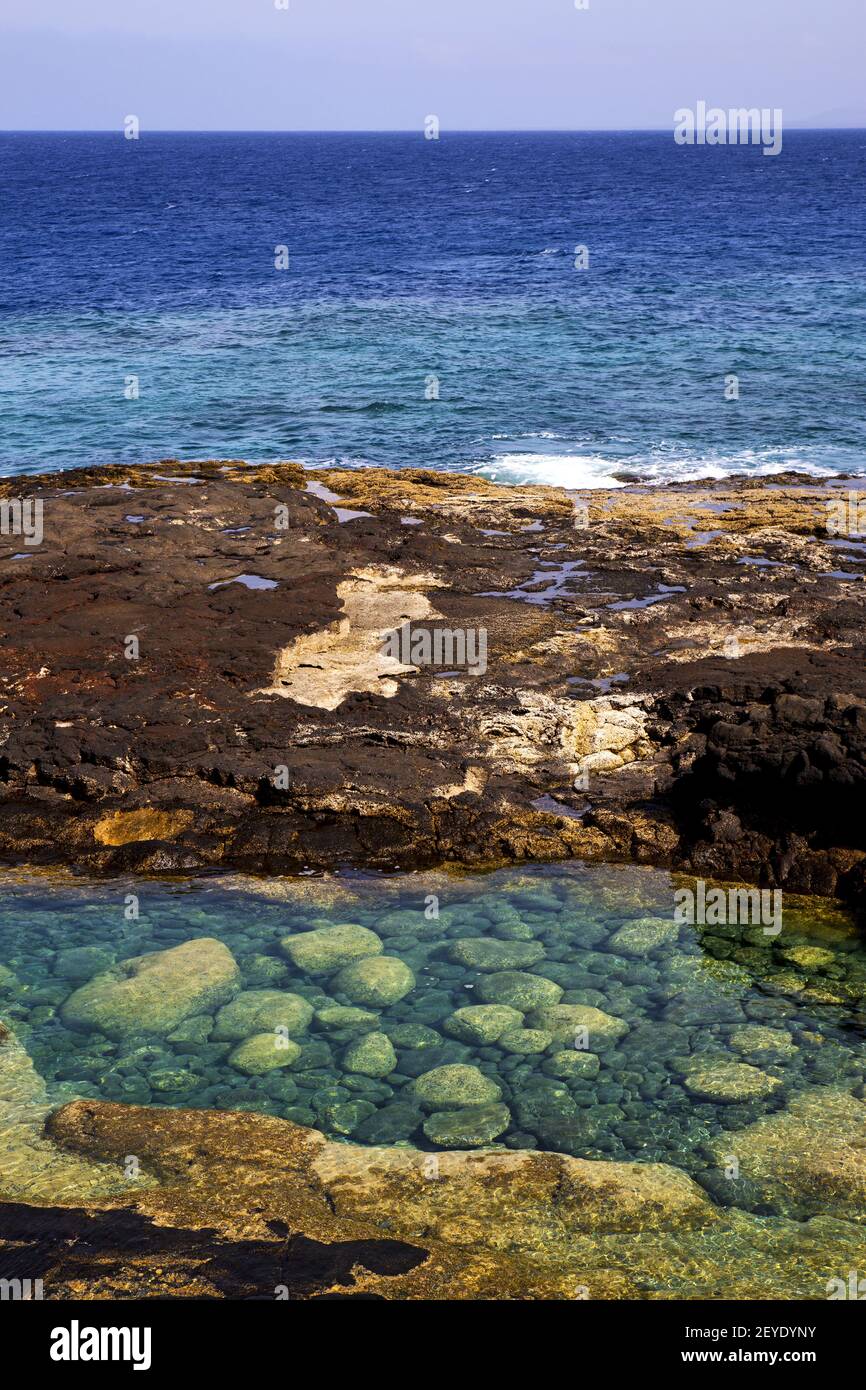 Coastline sky cloud beach water musk Stock Photo - Alamy