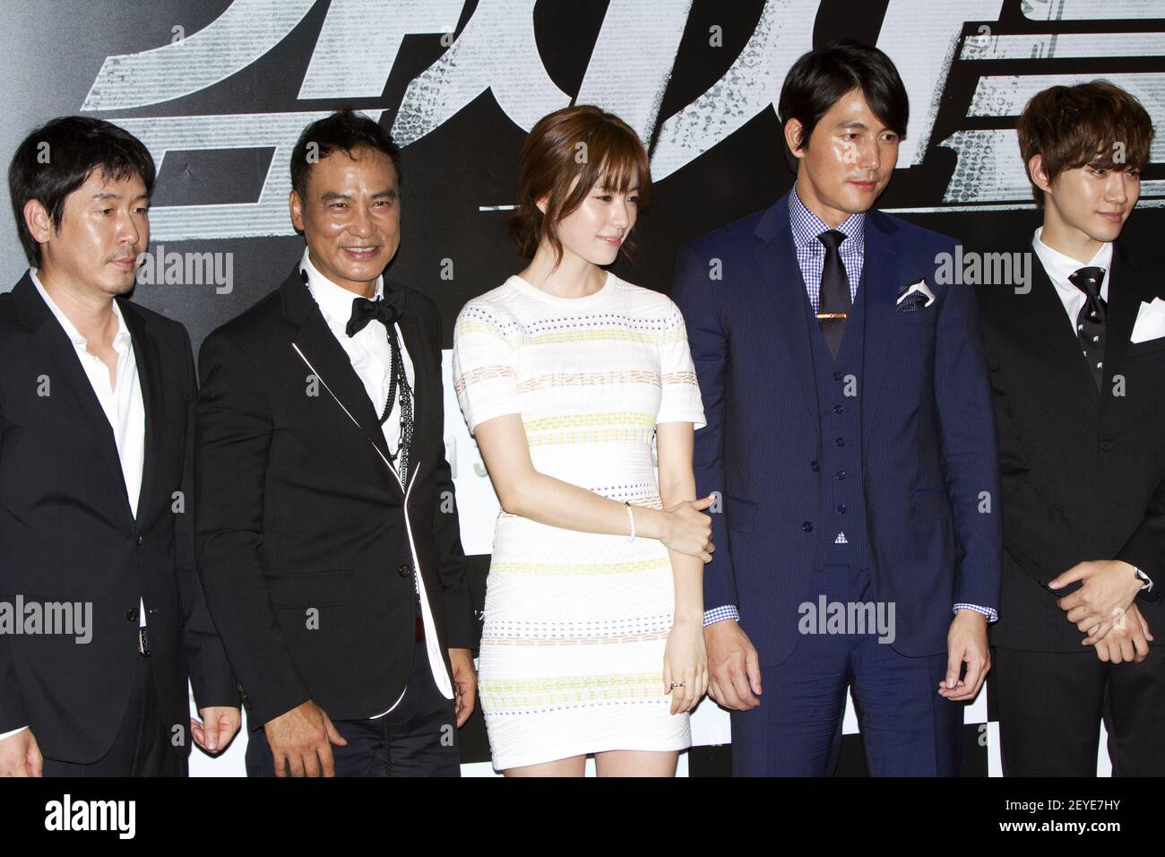 25 June 2013 - Seoul, South Korea : (L to R) South Korean actor Seol Kyung-Gu, Chinese actor ...