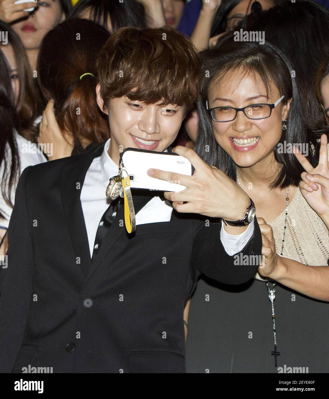 Cold Eyes Junho