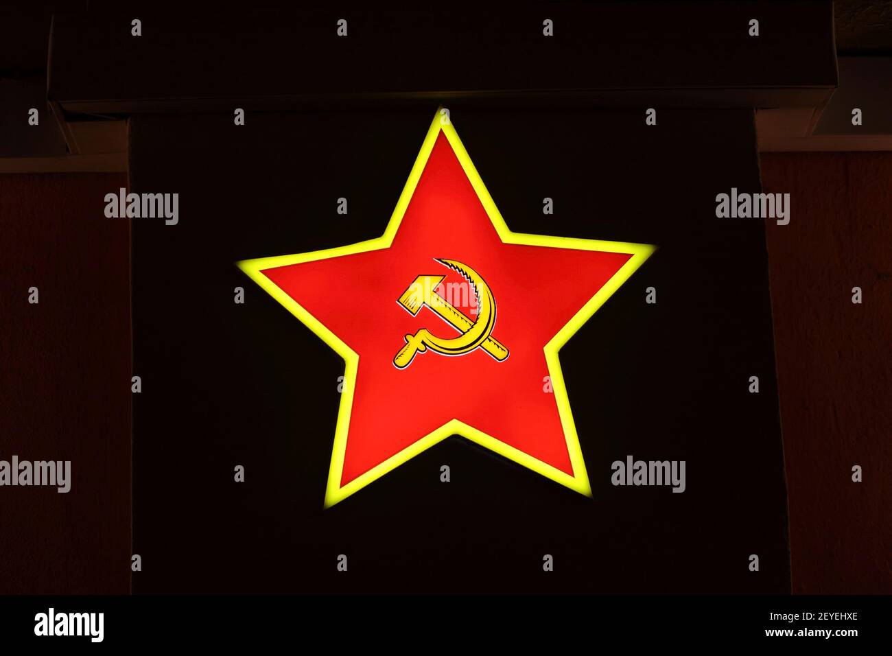 Soviet union red star - hammer and sickle Stock Photo - Alamy