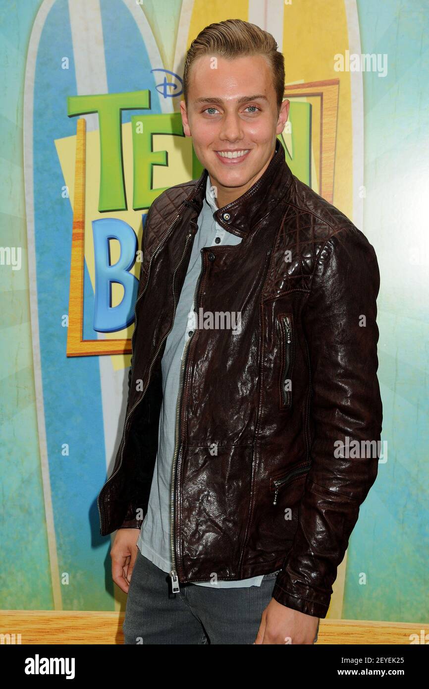 William Loftis Teen Beach Movie PIC] 'Teen Beach Movie 2' — Cast