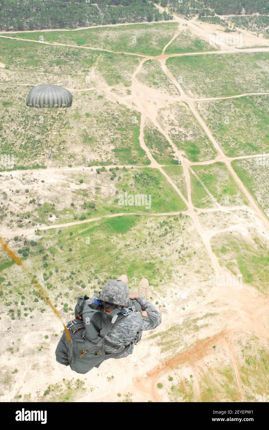 Drop zone operations hi-res stock photography and images - Alamy