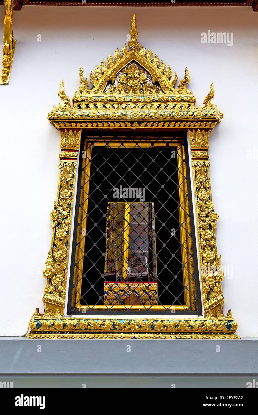 Window gold grate Stock Photo - Alamy