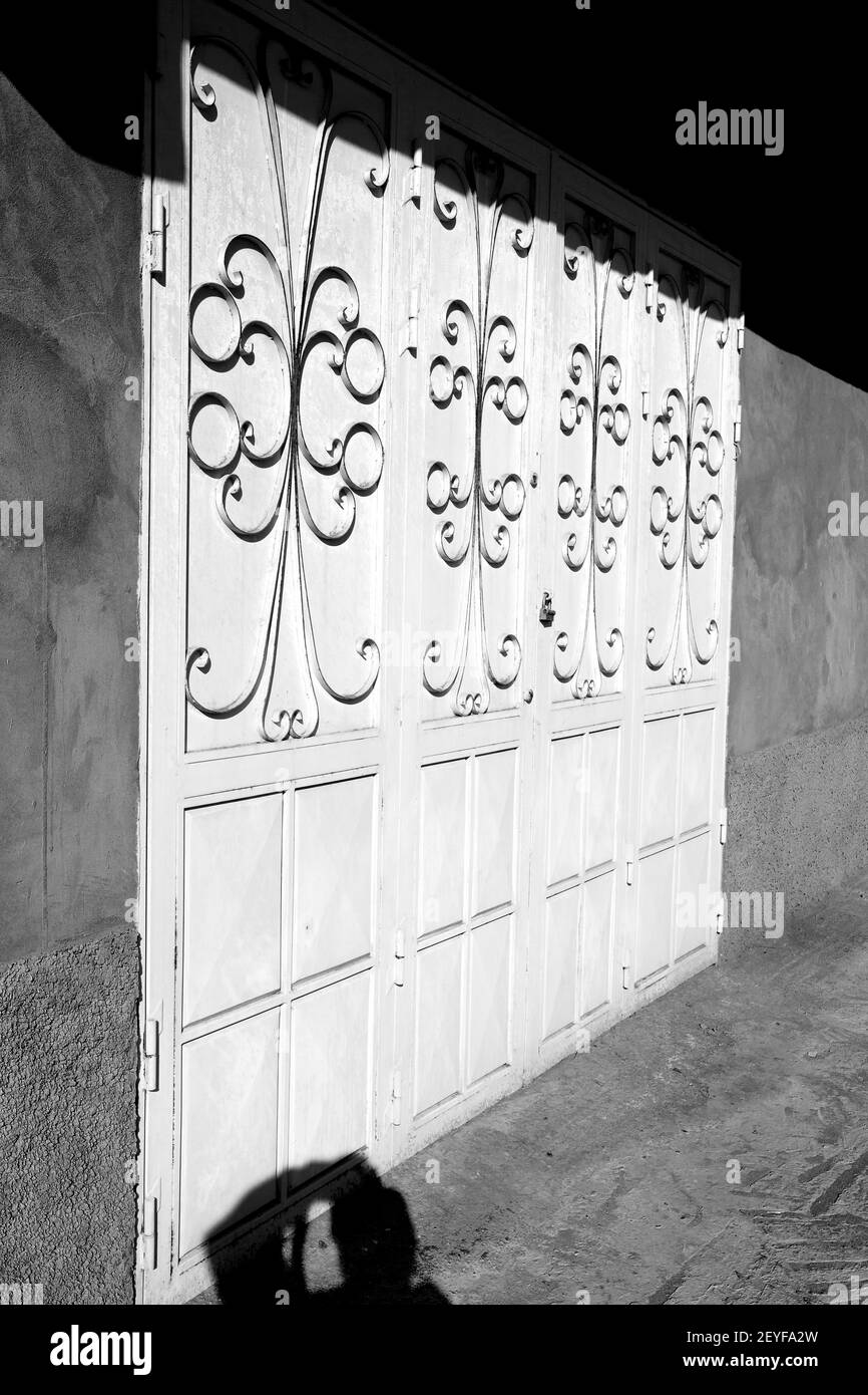 Nail hole Black and White Stock Photos & Images - Alamy