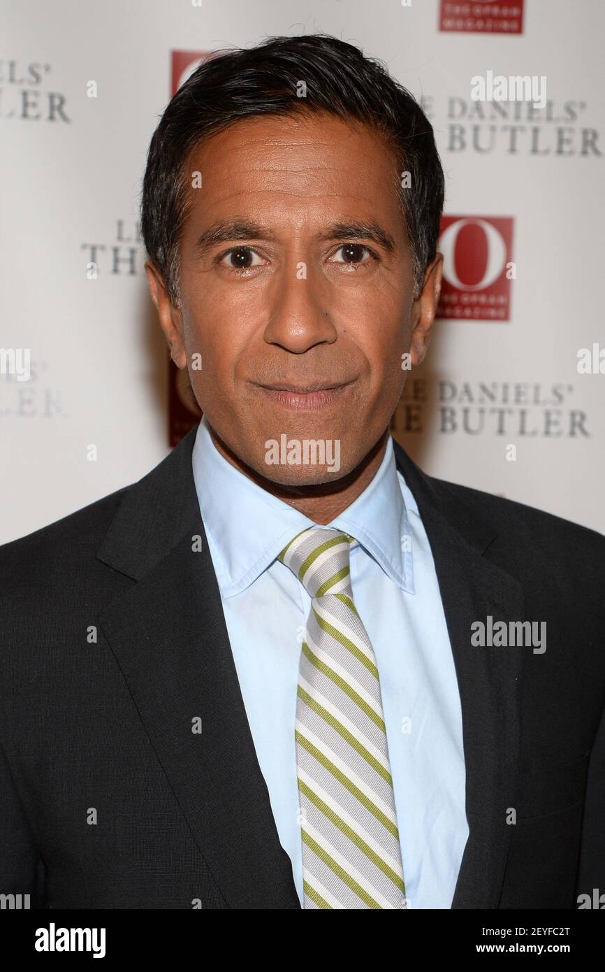 Dr. Sanjay Gupta attends O, The Oprah Magazine special advance ...
