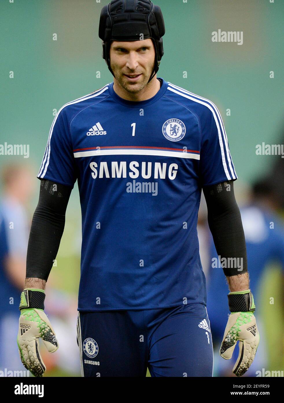 Chelsea FC goalkeeper Petr Cech (1) warms up before an internationals ...