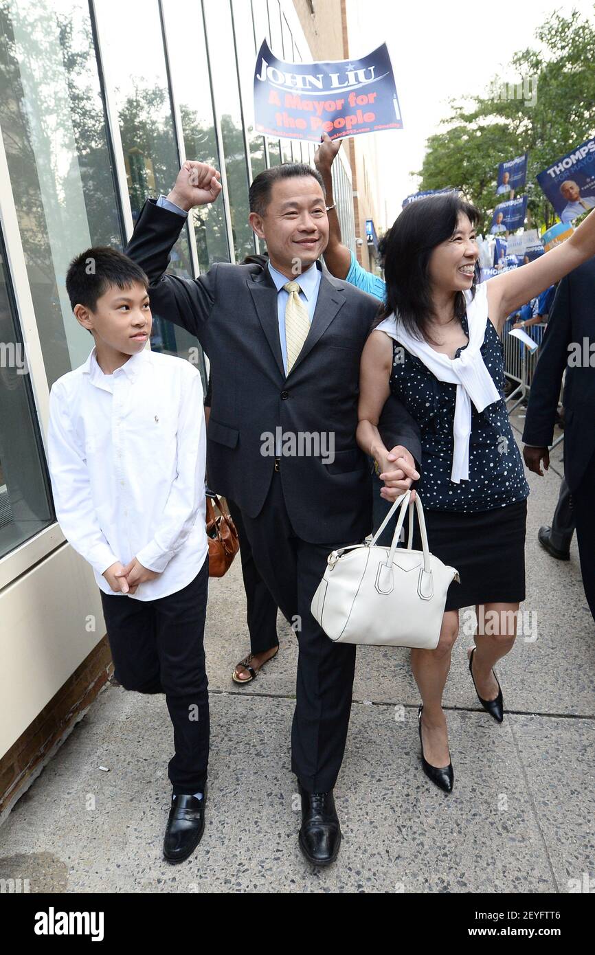 New York City Democratic Mayoral Candidate John Liu (Center) arrives ...