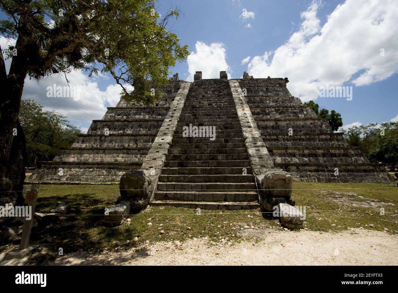 The chichen itza temple in tulum mexico Stock Photo - Alamy