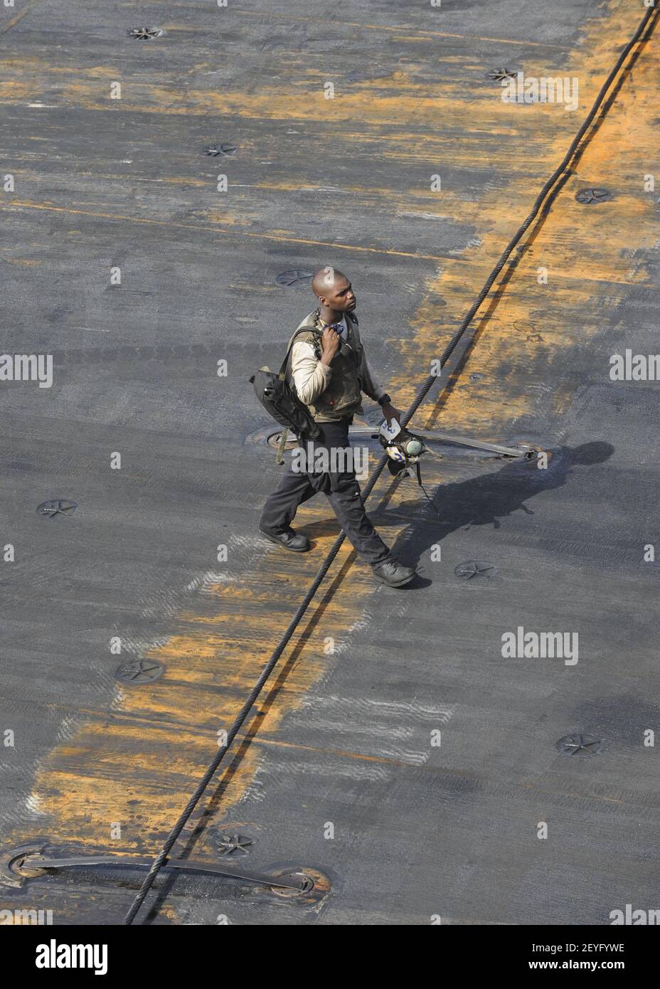 U.S. Navy Aviation Electrician's Mate 3rd Class Rickey Frazier ...