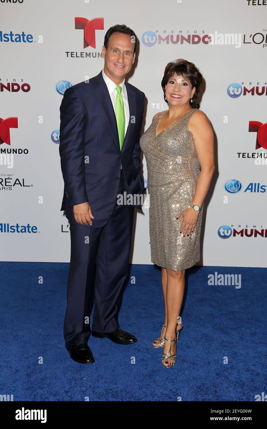 Jose Diaz Balart poses backstage at Telemundo's Premios Tu Mundo Awards ...