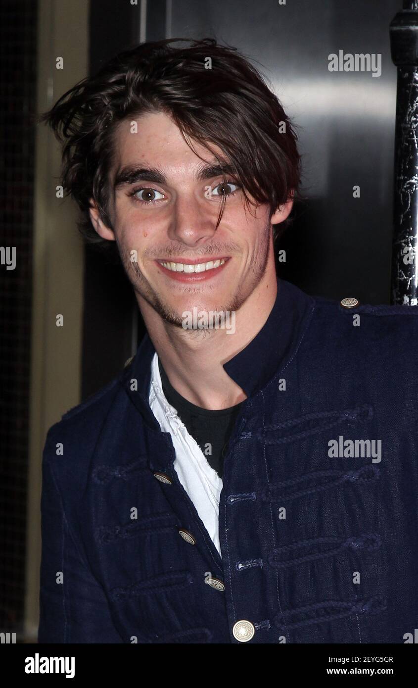 23 August 2013 - Las Vegas, NV - RJ Mitte. RJ Mitte celebrates his ...