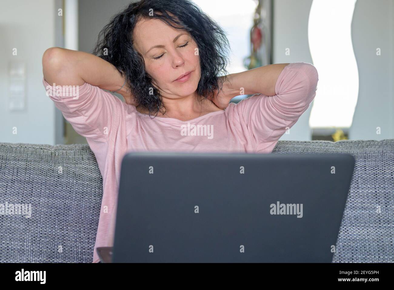 Computer neck pain hi-res stock photography and images - Alamy