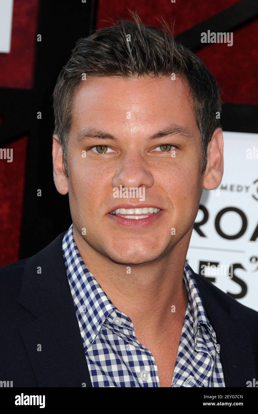 Theo James And James Franco