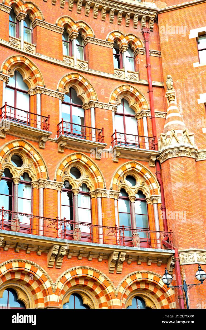 Old architecture in london england windows and Stock Photo - Alamy