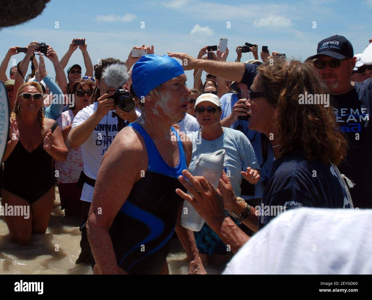 Diana Nyad is met by trainer Bonnie Stoll after she finished her ...