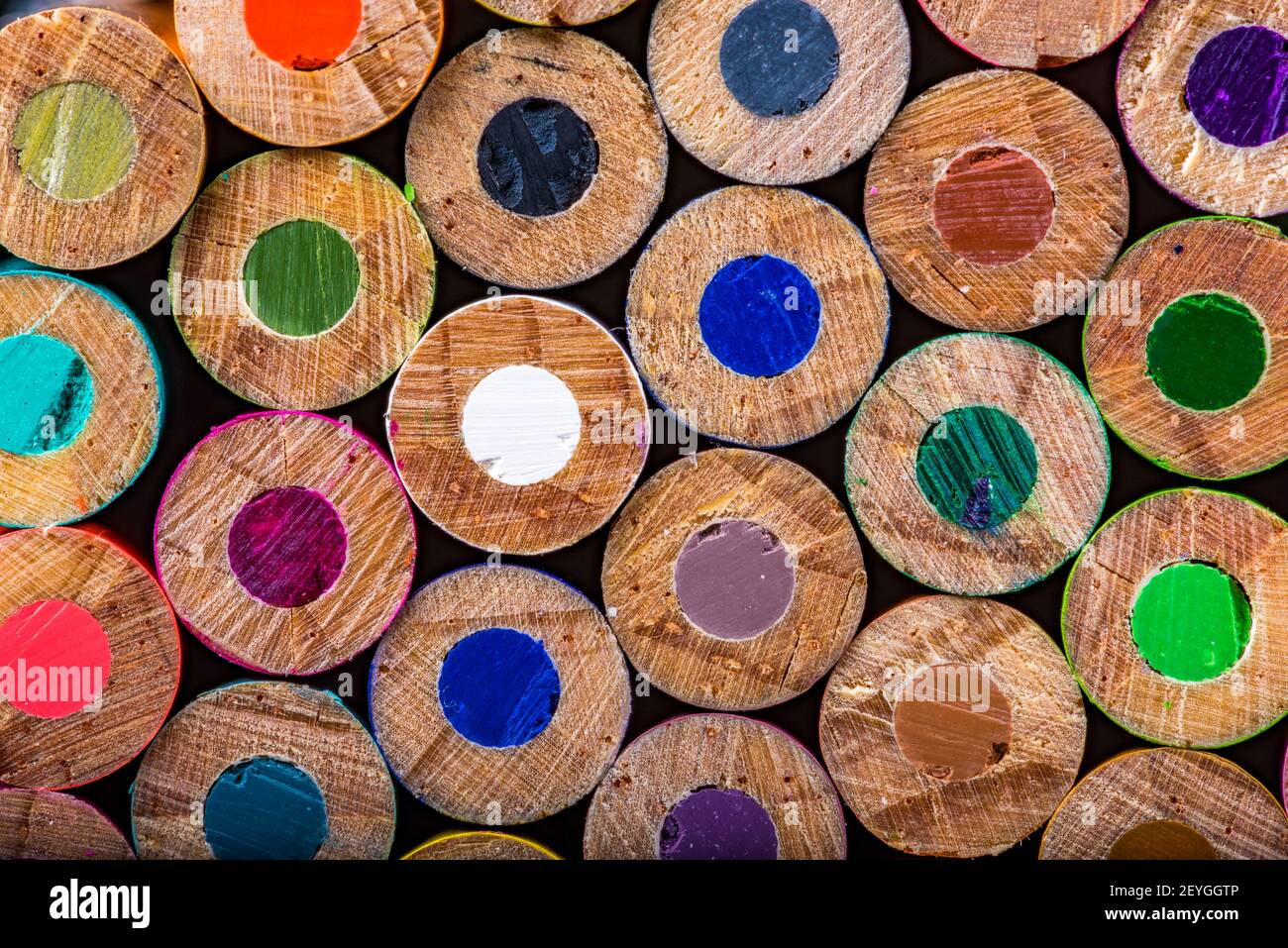 Crayons circular hi-res stock photography and images - Alamy