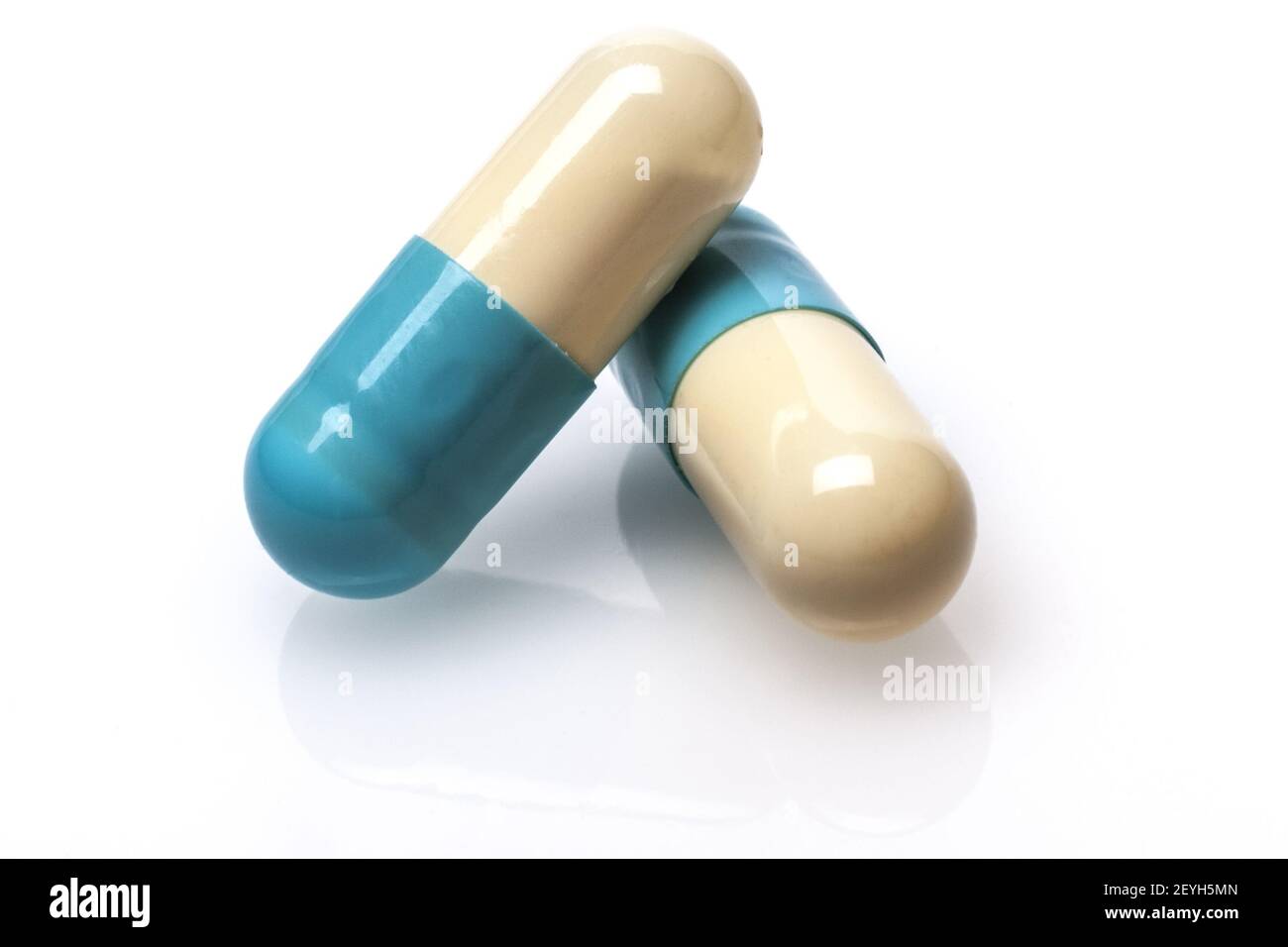 Capsule pair hi-res stock photography and images - Alamy