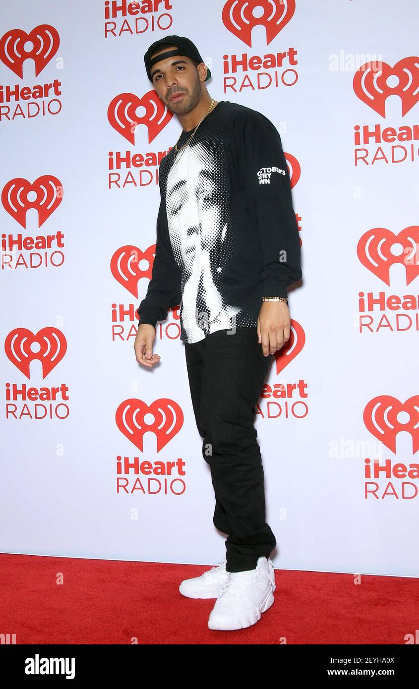 21 September 2013 - Las Vegas, NV - Drake. iHeart Radio Music Festival ...