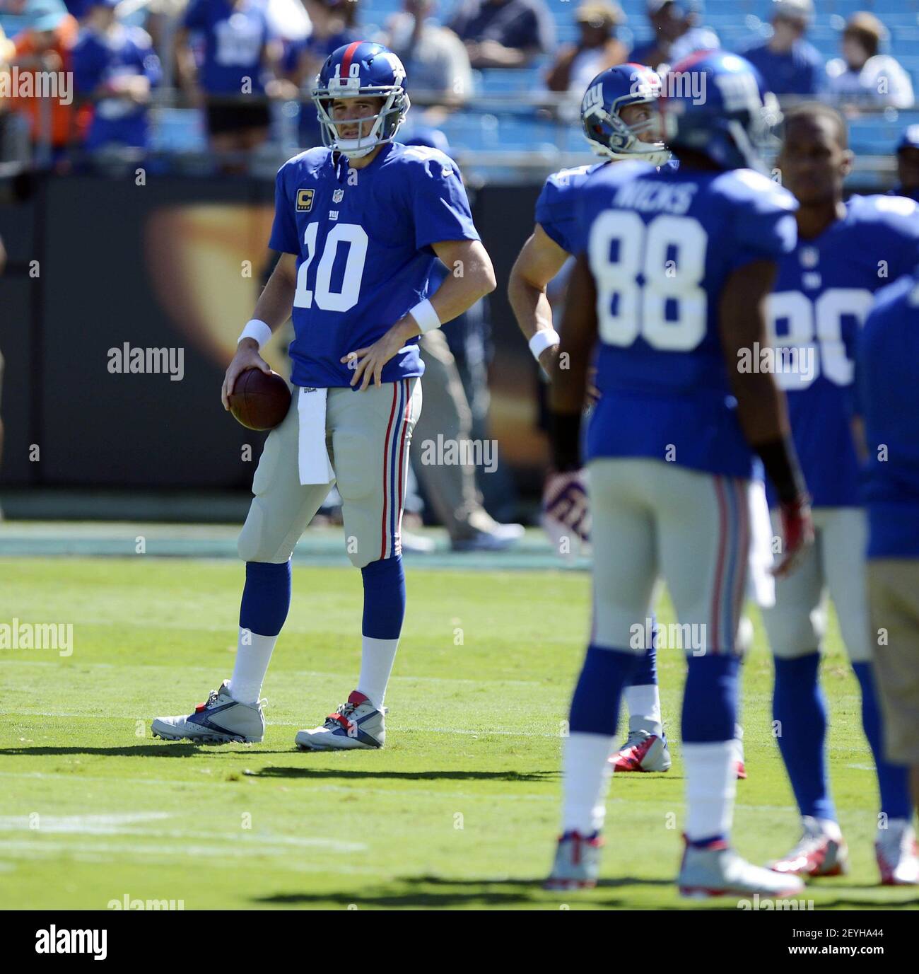 New York Giants' Eli Manning (10) looks out onto the field prior to ...