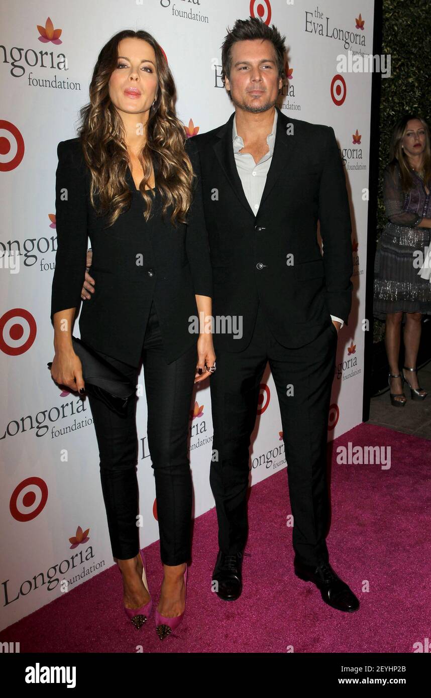 Eva longoria and kate beckinsale hi-res stock photography and images ...