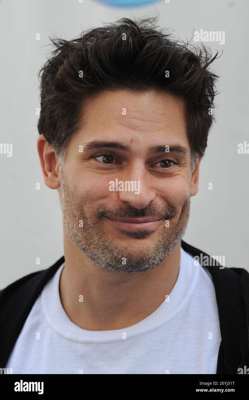 Joe Manganiello attends world long distant swimmer Diana Nyad's 48-hour ...