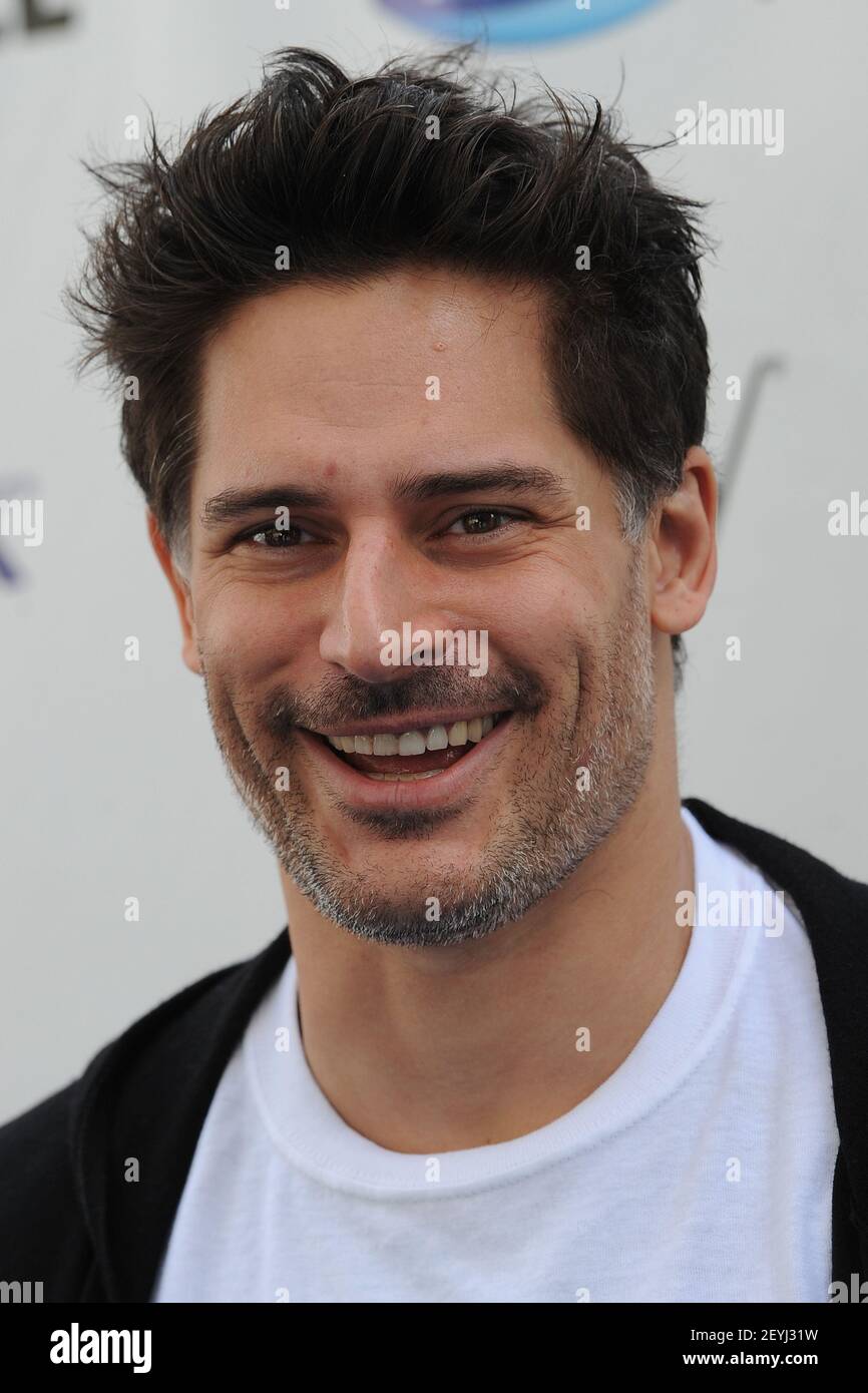 Joe Manganiello attends world long distant swimmer Diana Nyad's 48-hour ...