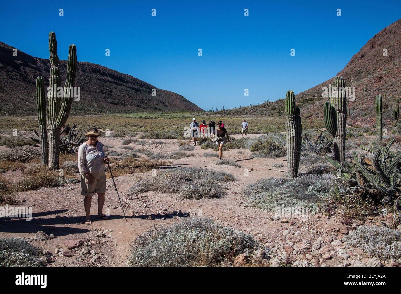 Hiking over the Isthmus between Isla Espiritu Santo and Isla La Partida ...