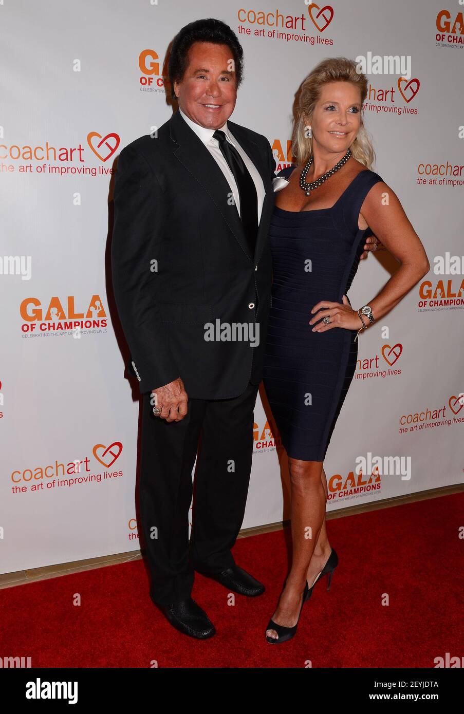 18 October 2013 - Beverly Hills, California - Wayne Newton, Kathleen ...