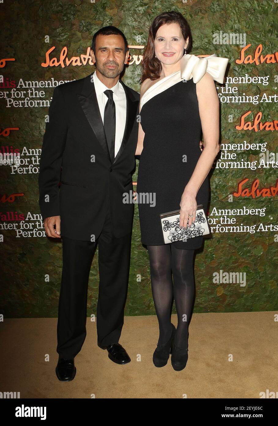 17 October 2013 - Beverly Hills, California - Reza Jarrahy, Geena Davis ...