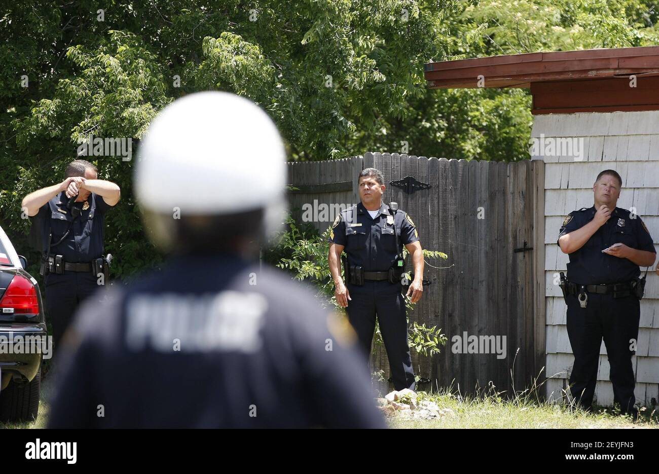 Police work the scene where the body of 5-year-old Sida Osman was ...