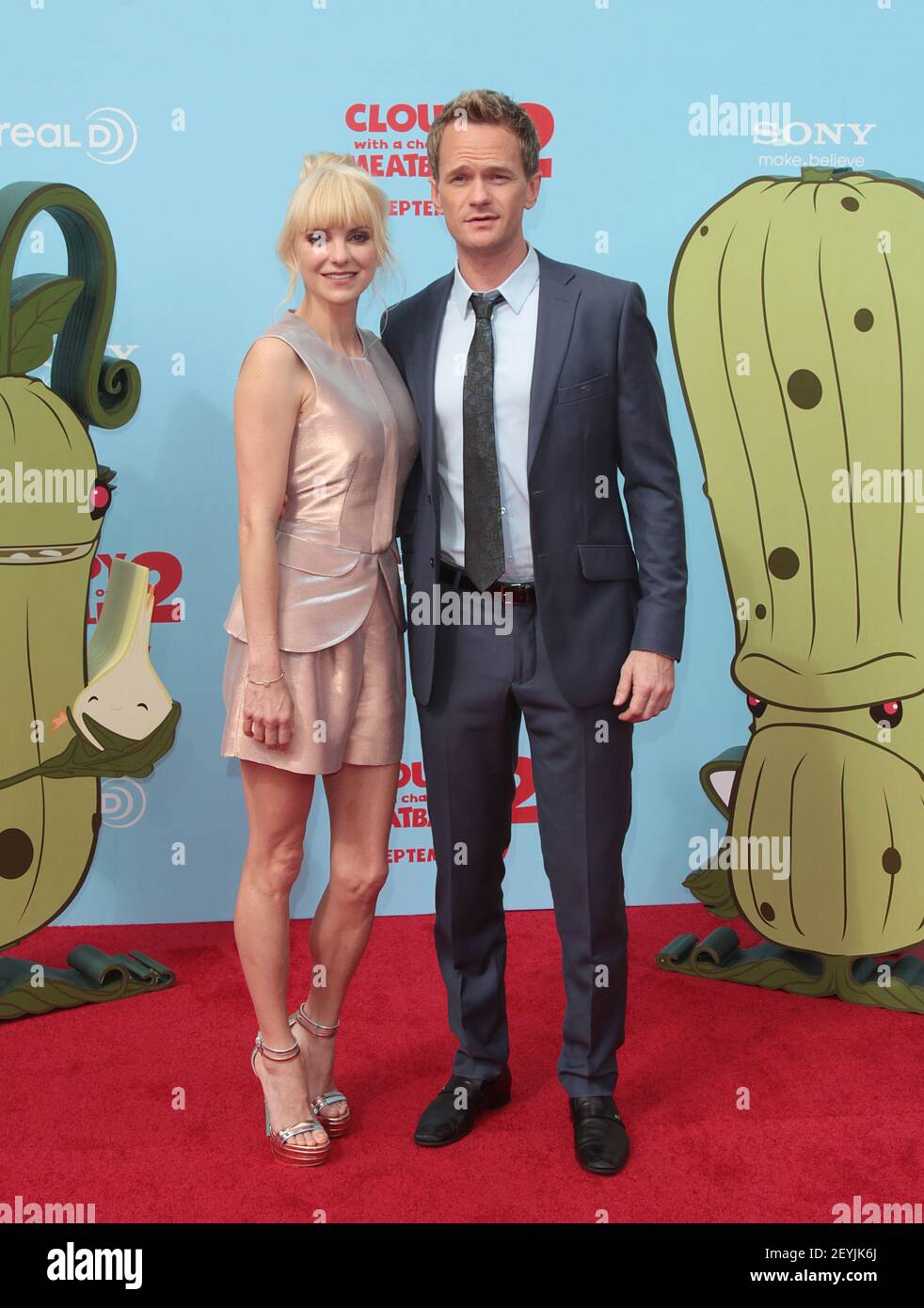 Anna Faris, Neil Patrick Harris attends The Los Angeles Premiere of ...