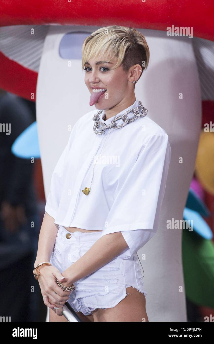 Miley Cyrus attends NBC's "Today Show" in Rockefeller Center in New ...