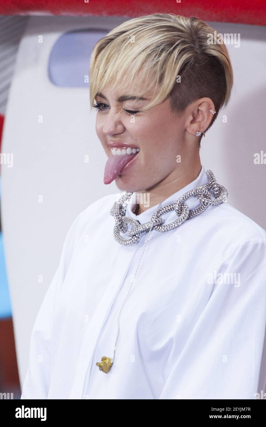 Miley Cyrus attends NBC's "Today Show" in Rockefeller Center in New ...