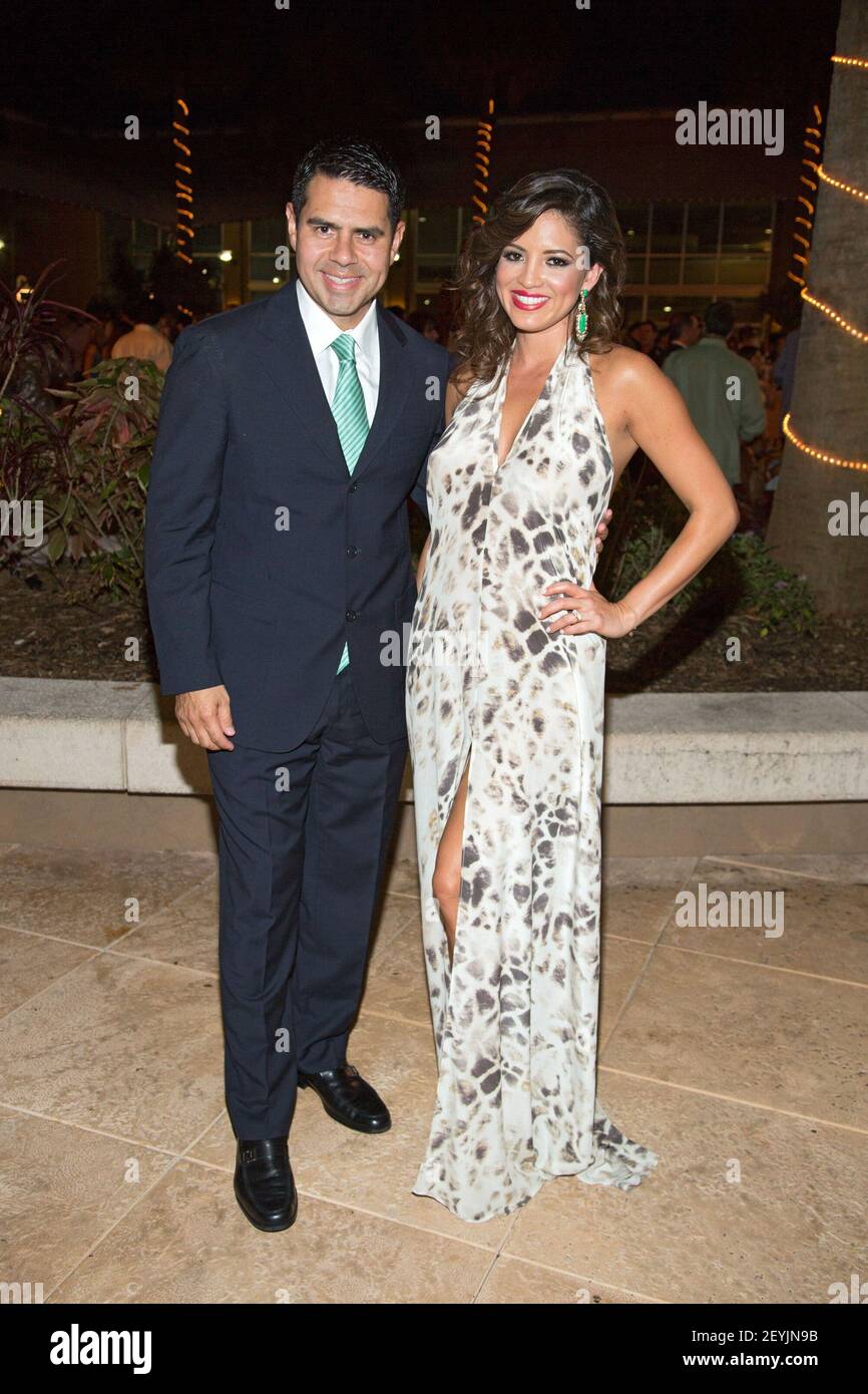 MIAMI, FL - JUNE 15: Cesar Conde and Pamela Silva Conde attends ING ...