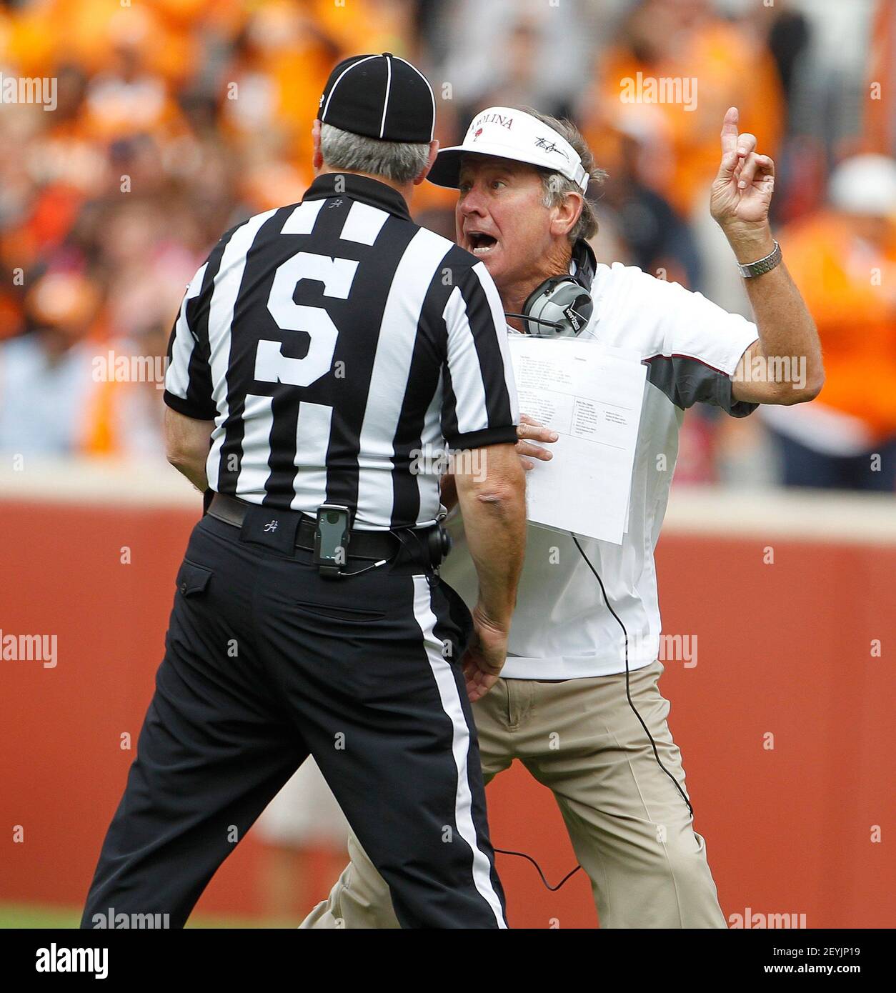 South Carolina head coach Steve Spurrier argues a call during first ...