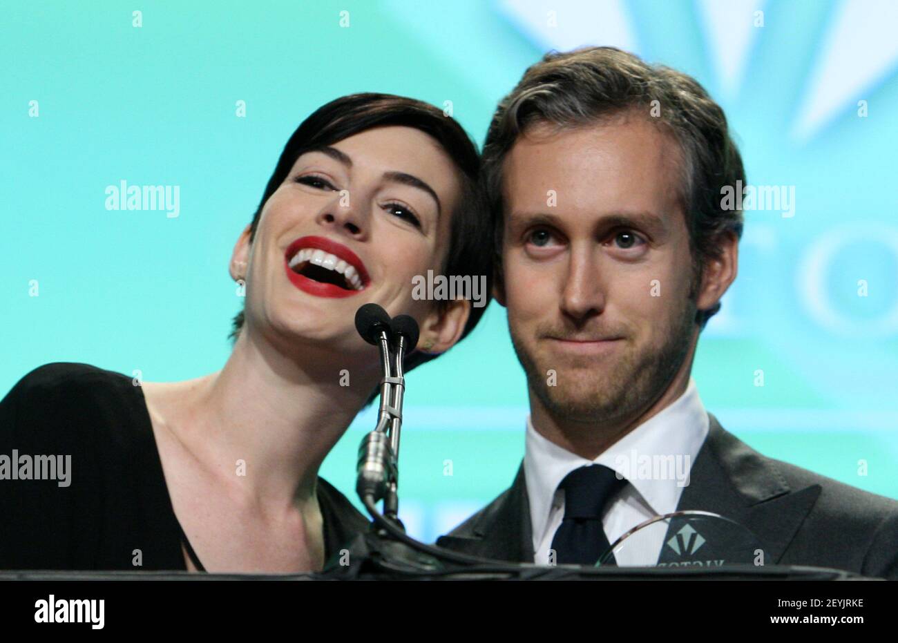 20 October 2013 - Beverly Hills, California - Anne Hathaway, Adam ...