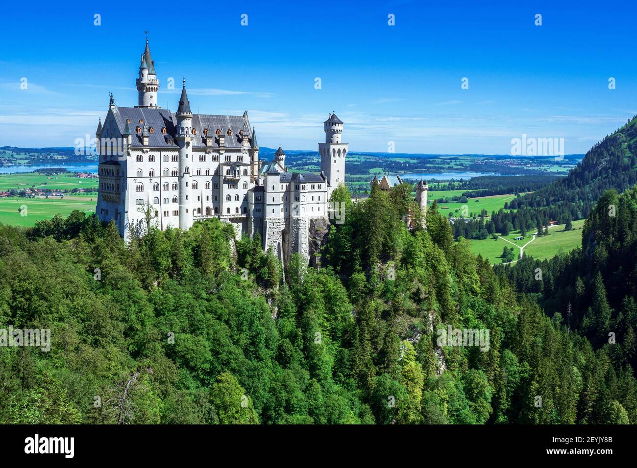 View of famous and amazing Neuschwanstein Castle, Bavaria, Germany ...