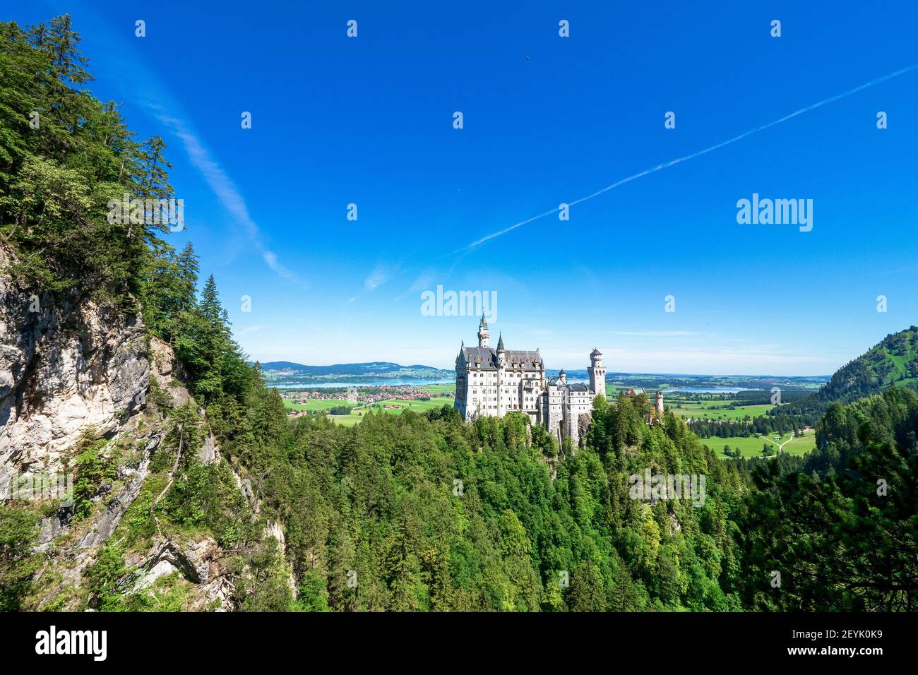 View of famous and amazing Neuschwanstein Castle, Bavaria, Germany ...