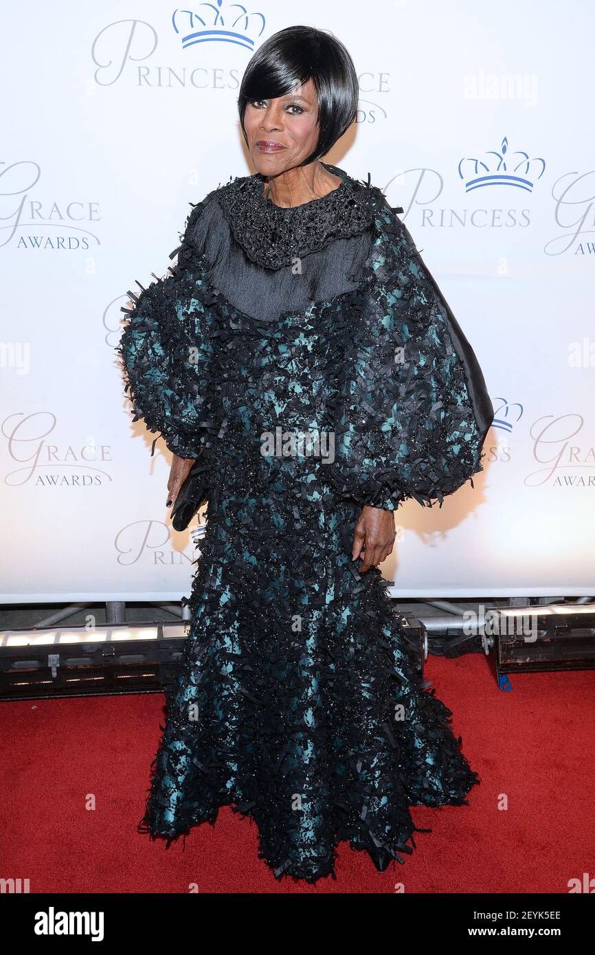 Prince Rainier III Award Recipient Cicely Tyson attends the 2013 ...